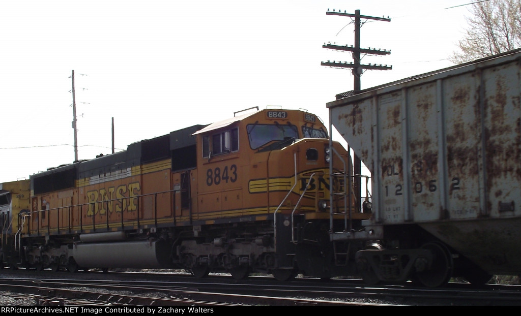 BNSf SD70mac